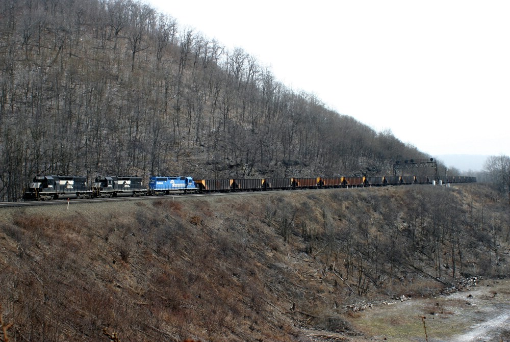 Westbound coal train on Horseshoe Curve